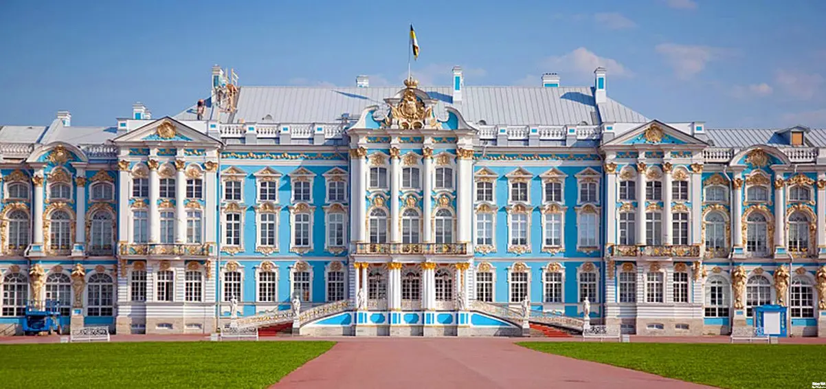 Empresses and Extravagance: The Story of Catherine Palace - History Visit