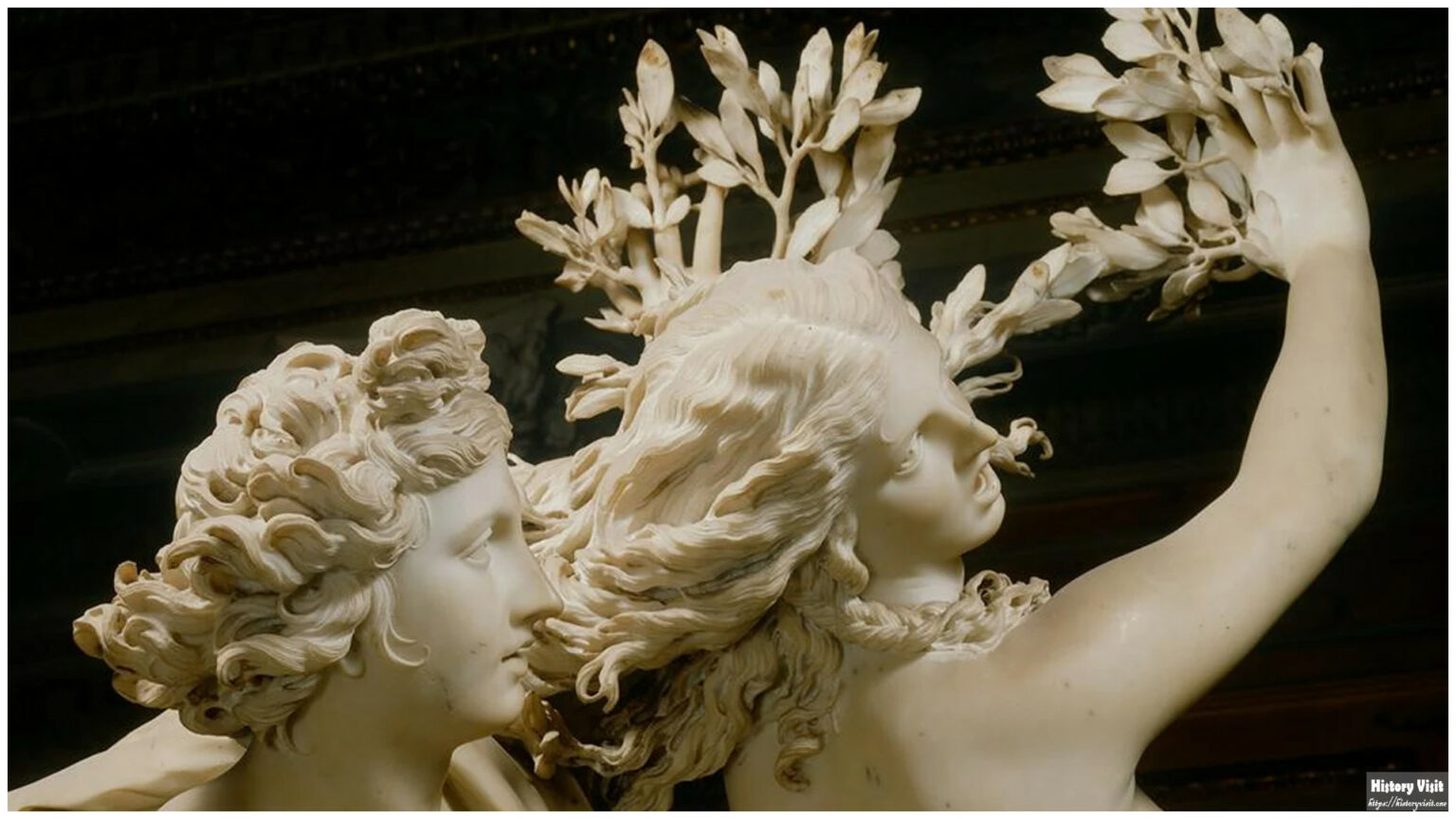 Apollo and Daphne Sculpture by Gian Lorenzo Bernini - History Visit